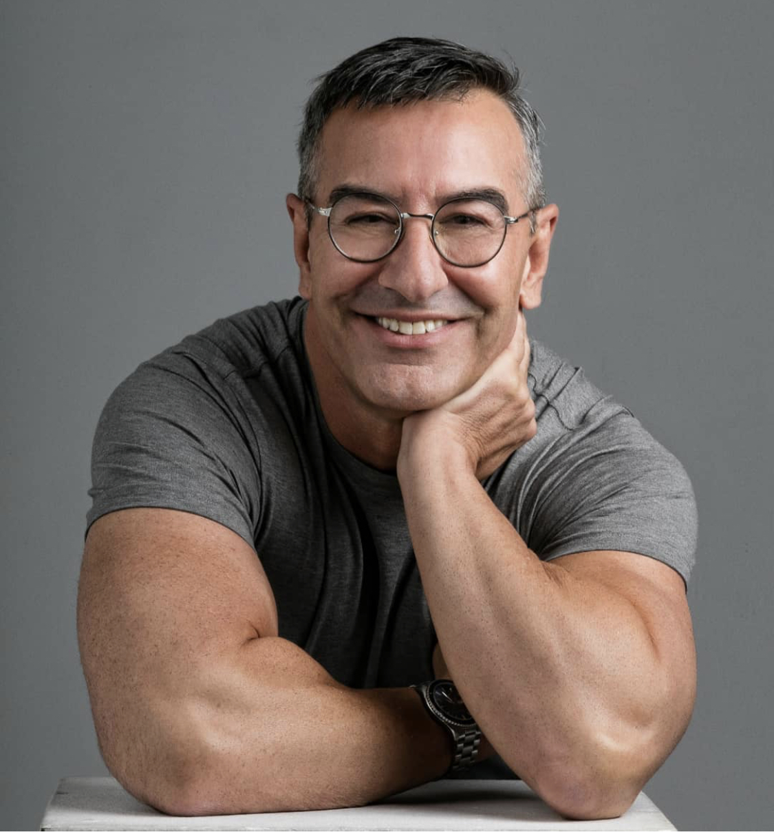 SOBRE RUEDAS CON… ABEL ARANA - Elsa Anka